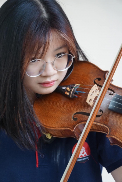 “Cô bạn violin” và nỗ lực giành giải thưởng quốc tế